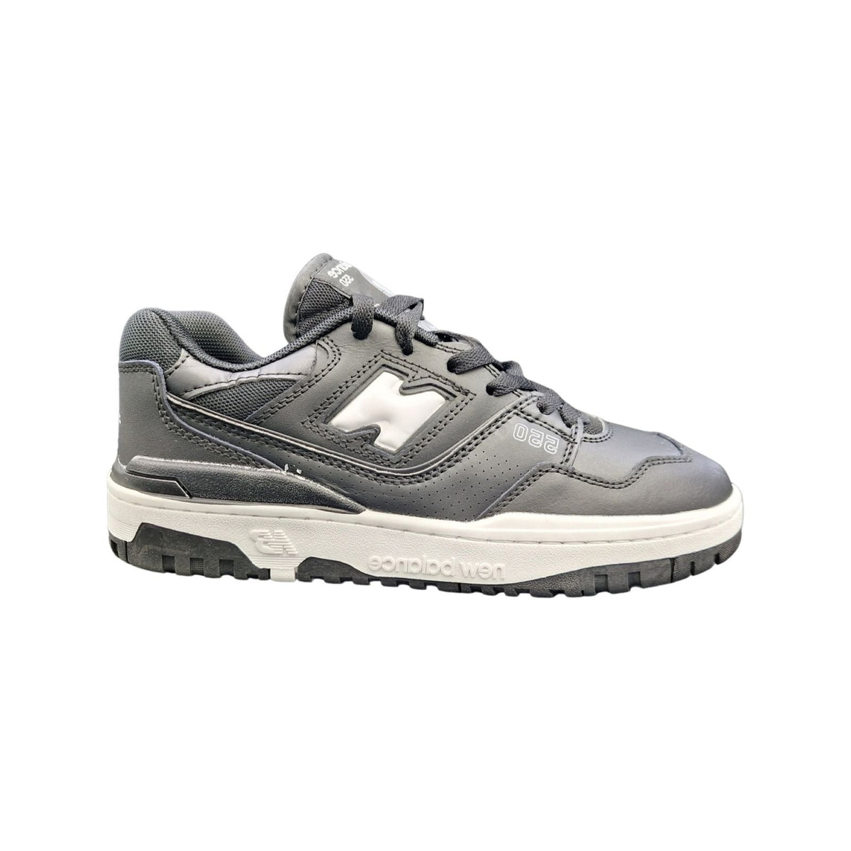 New Balance 550 – Divine Sneakers